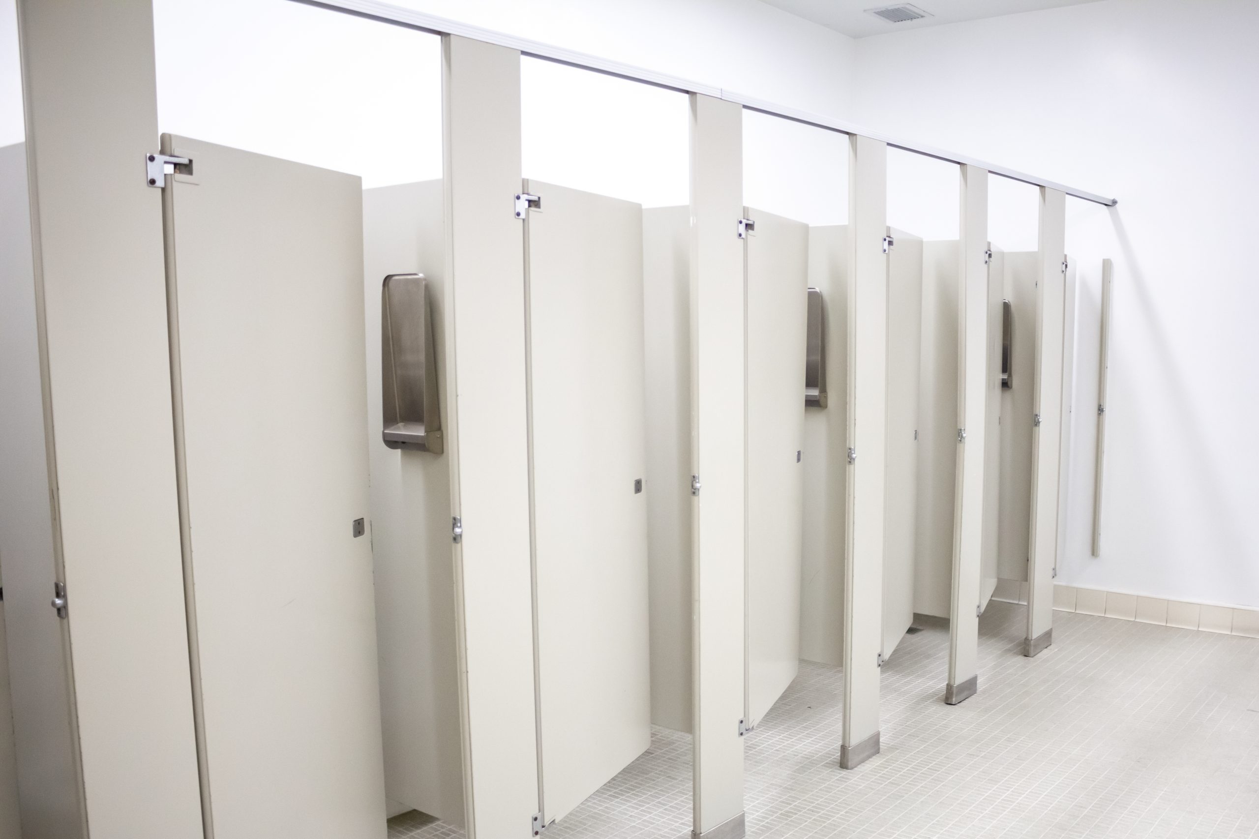 Creating Accessible and Compliant Restrooms: ADA Requirements - Bathroom Partitions & Commercial ...